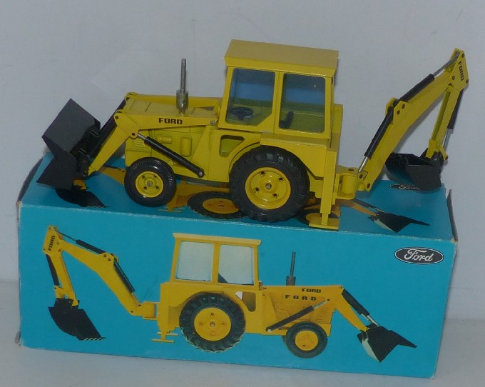 Tractopelle